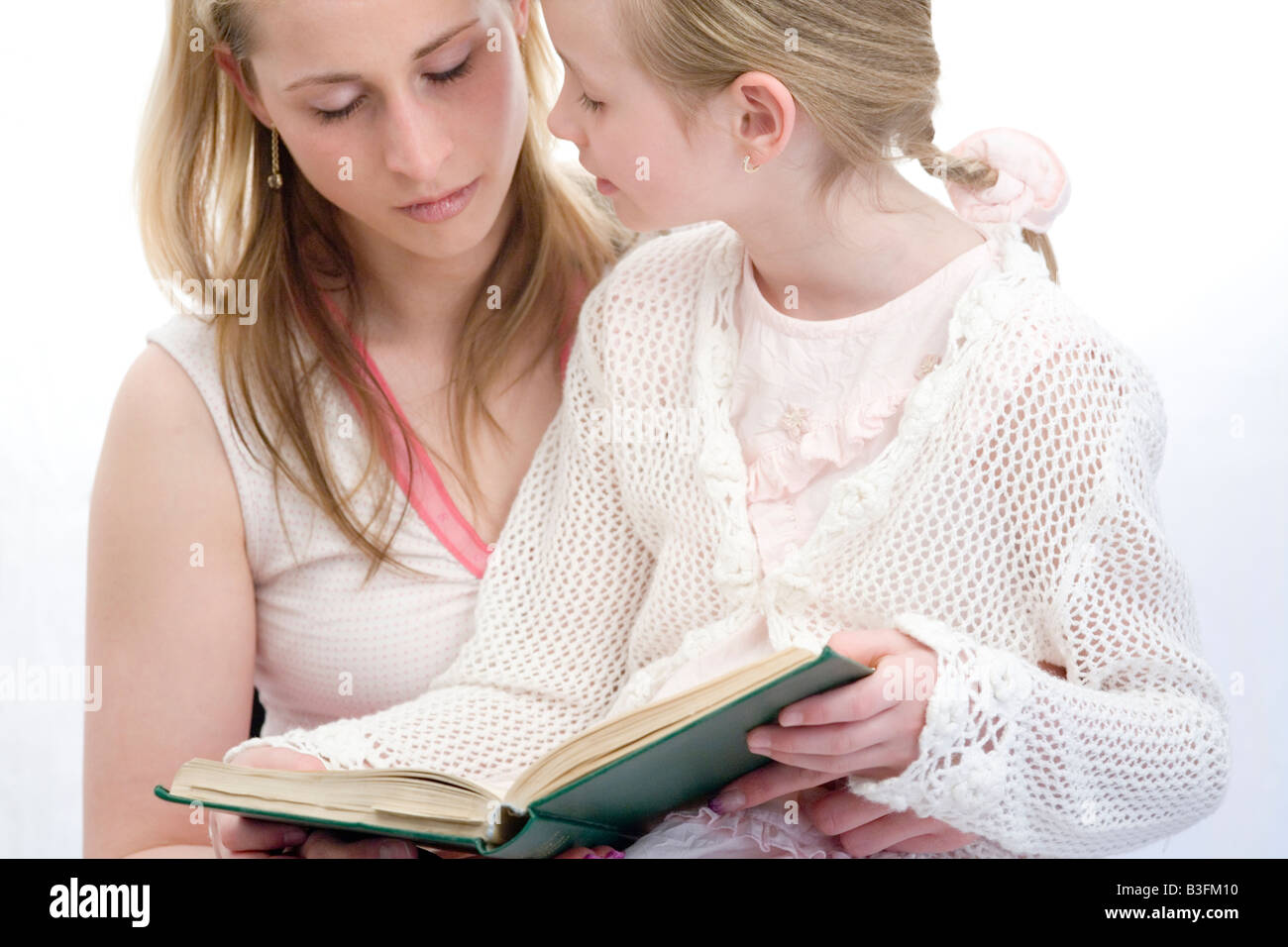 girl reading book Stock Photo - Alamy