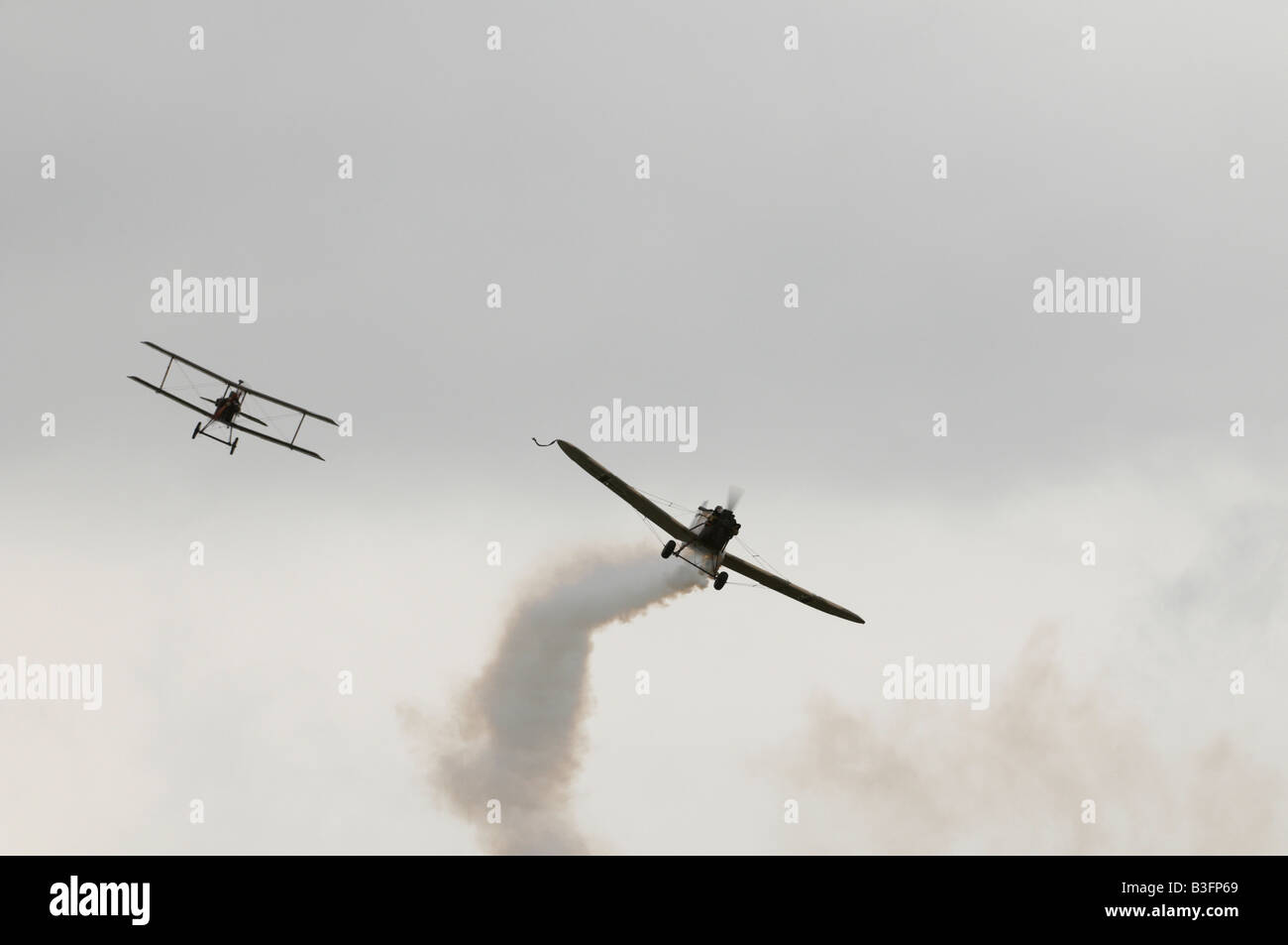 German Junkers CL.1 being chased by British SE5a fighter WW1 fighter ...