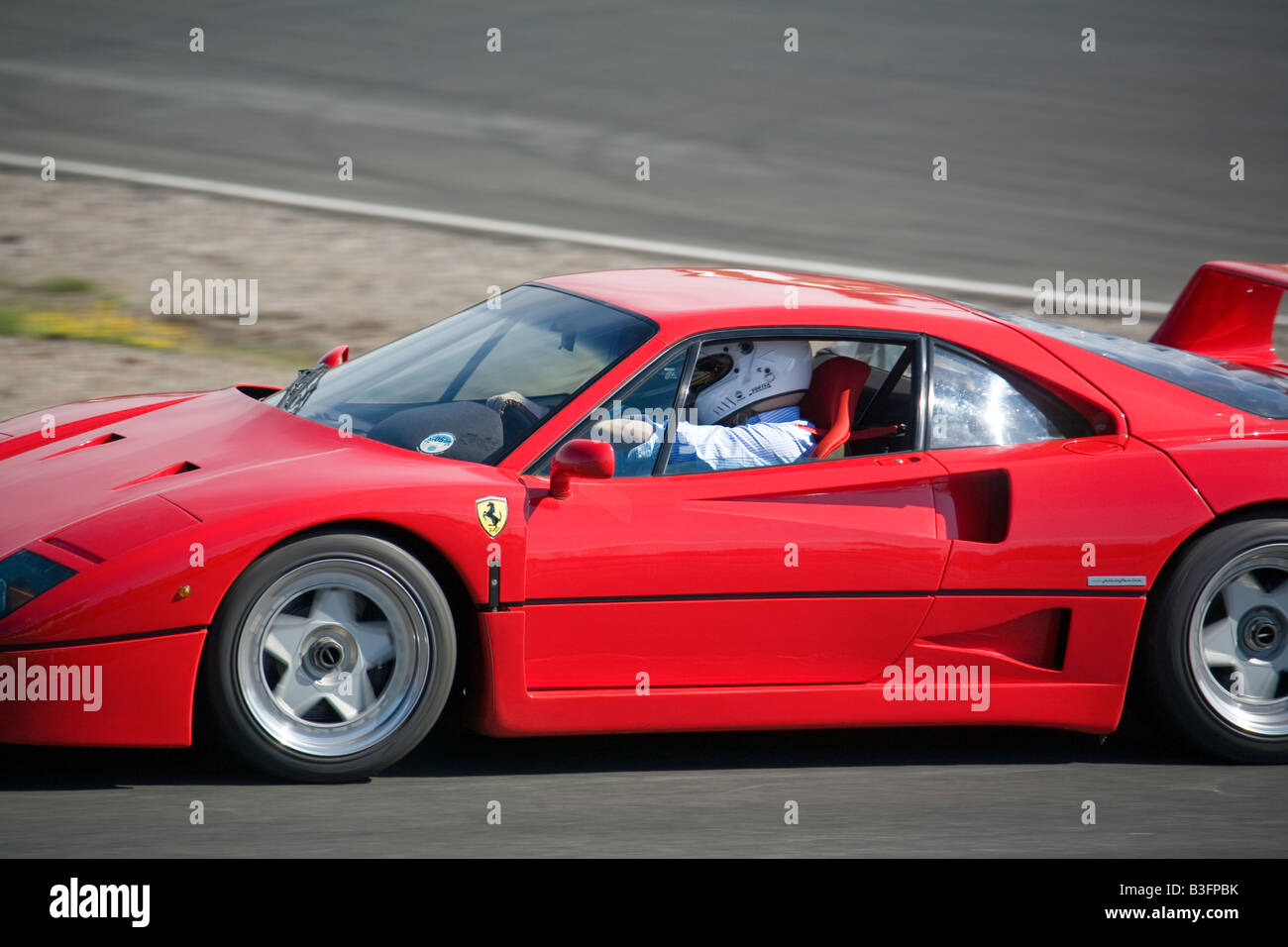 Ferrari F40 Knockhill Fife Scotland 2008 Stock Photo - Alamy