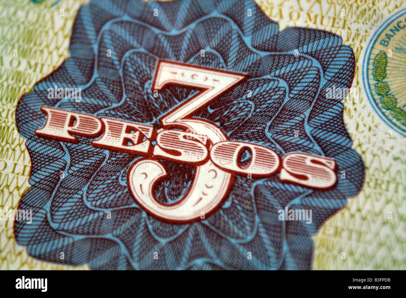 Paper money currency Cuba Cuban 3 Pesos Stock Photo - Alamy