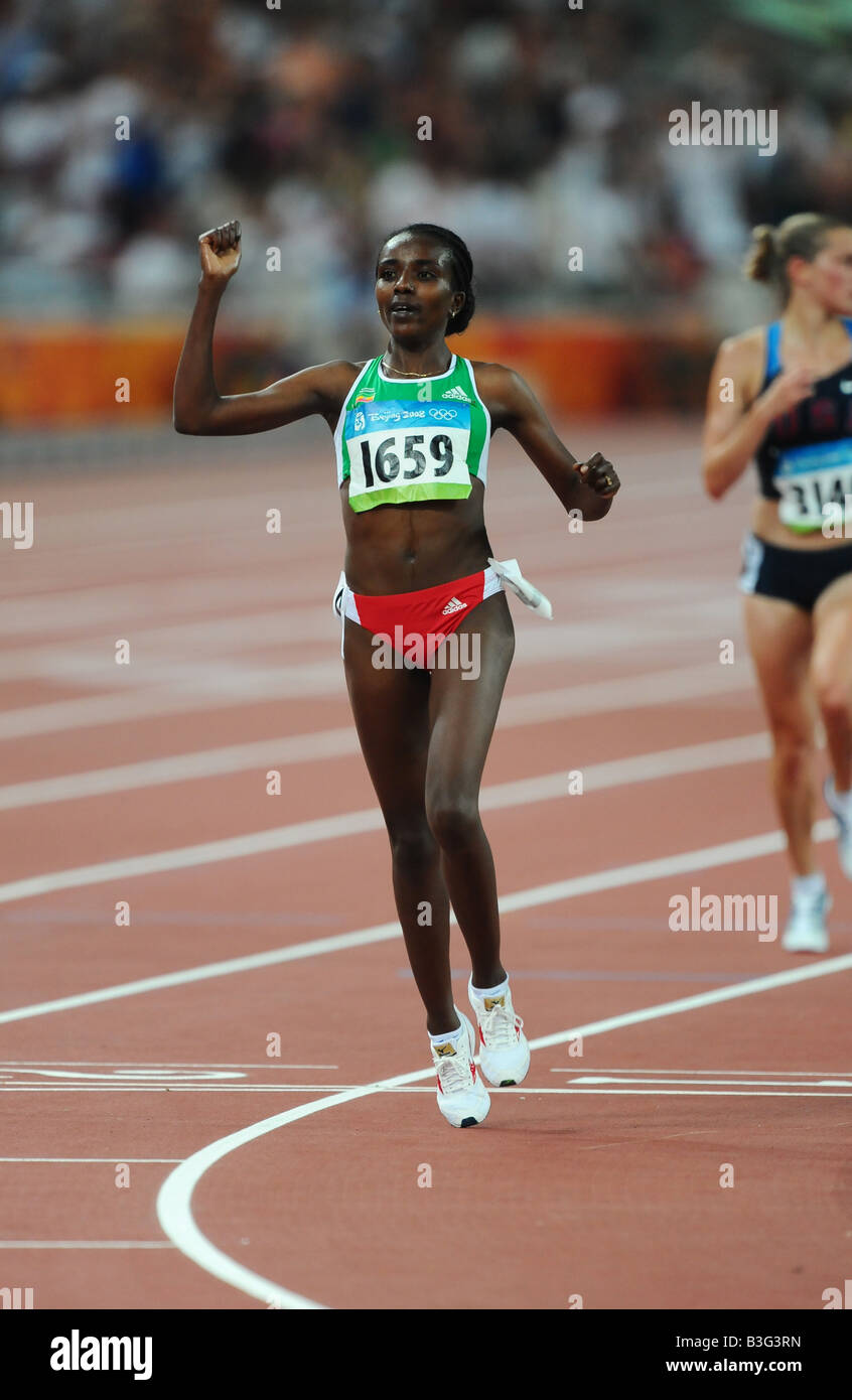 Olympic celebrate finish hi-res stock photography and images - Alamy