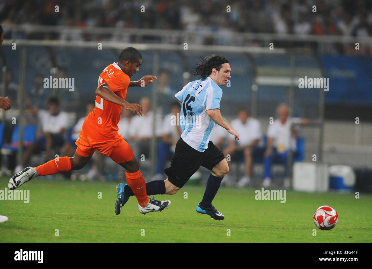 Lionel messi 2008 olympic soccer hi-res stock photography and images ...