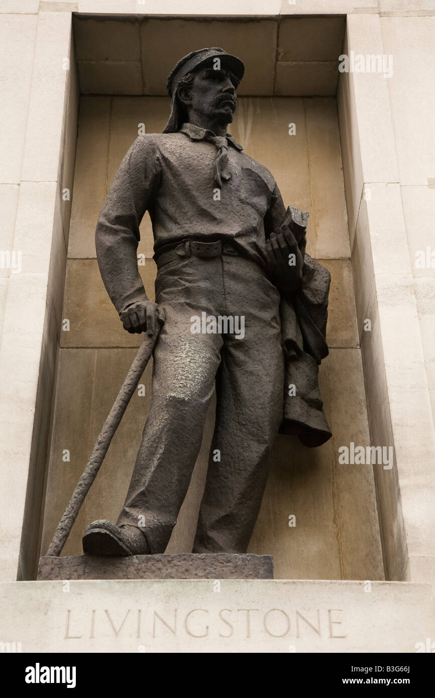 The statue of the explorer David Livingstone in London, England Stock ...