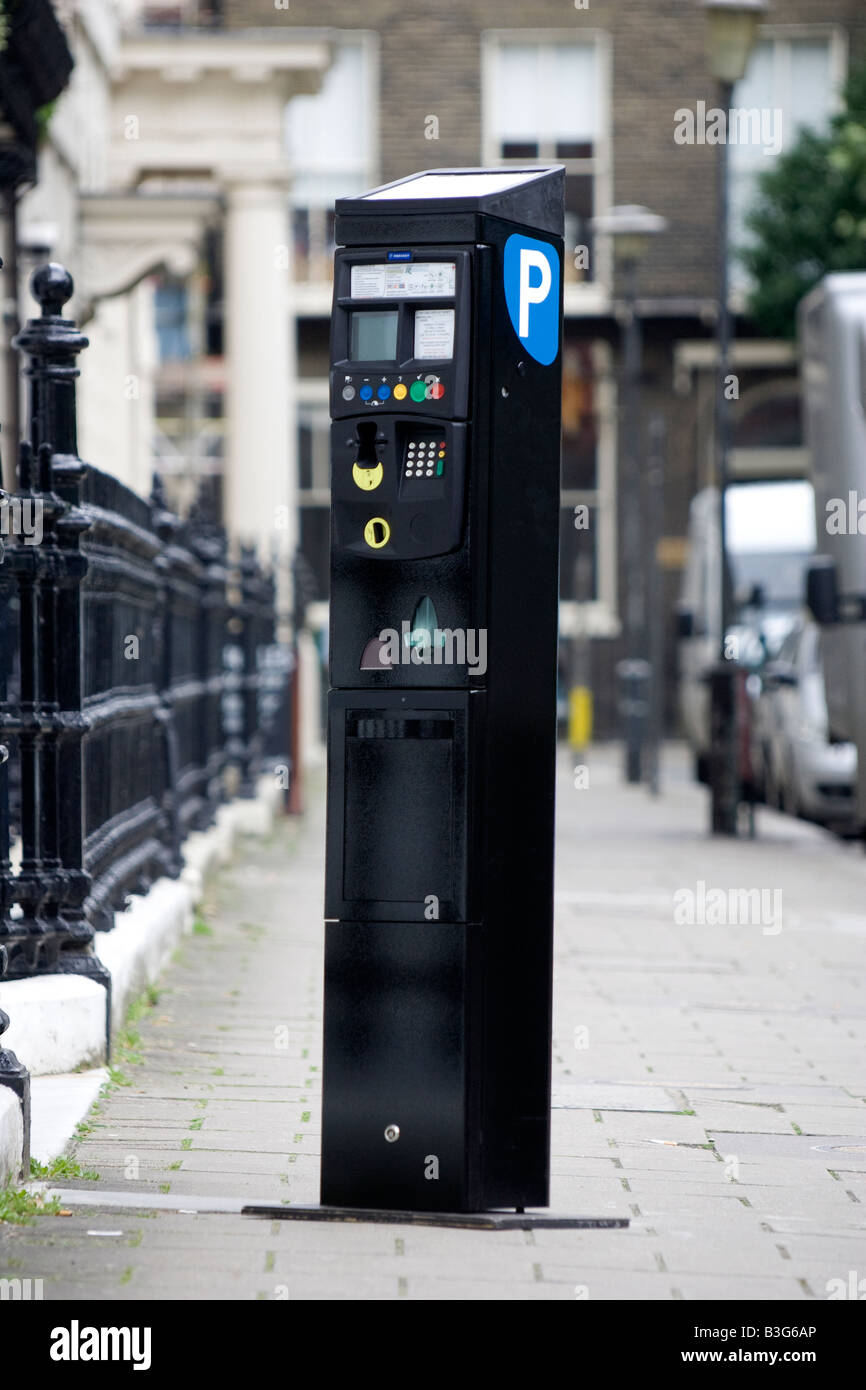 PARKEONS SOLAR POWERED STRADA RAPIDE Stock Photo - Alamy
