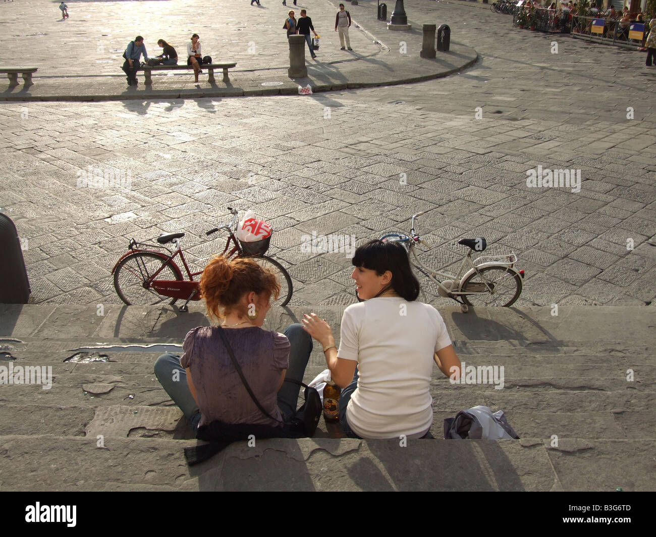 people on steps by santa croce church in florence italy Stock Photo - Alamy
