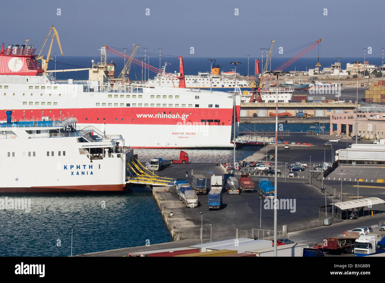Ferries crete hi-res stock photography and images - Alamy