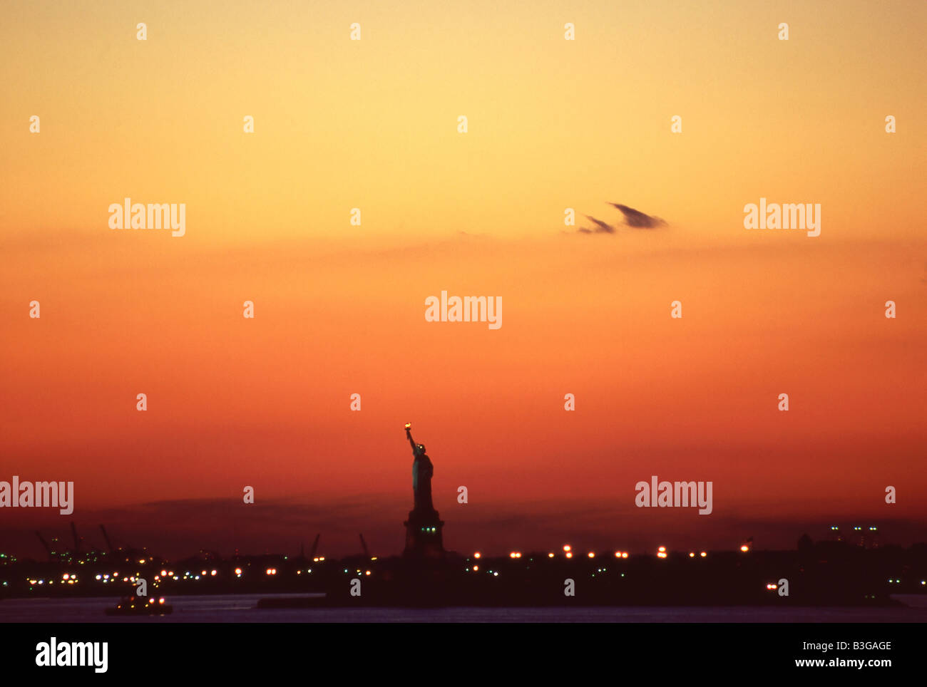 The Statue of Liberty at sunset Stock Photo - Alamy