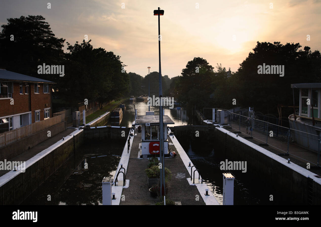 london brentford locks Stock Photo - Alamy