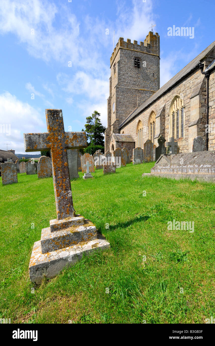 Devon village of dunsford hi-res stock photography and images - Alamy