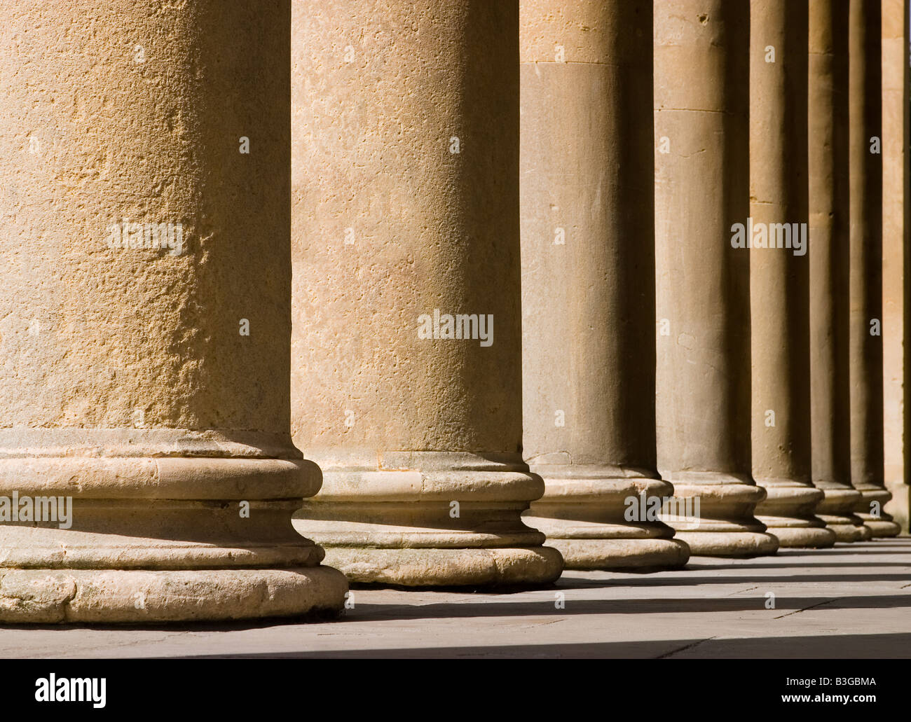 Georgian columns hi-res stock photography and images - Alamy