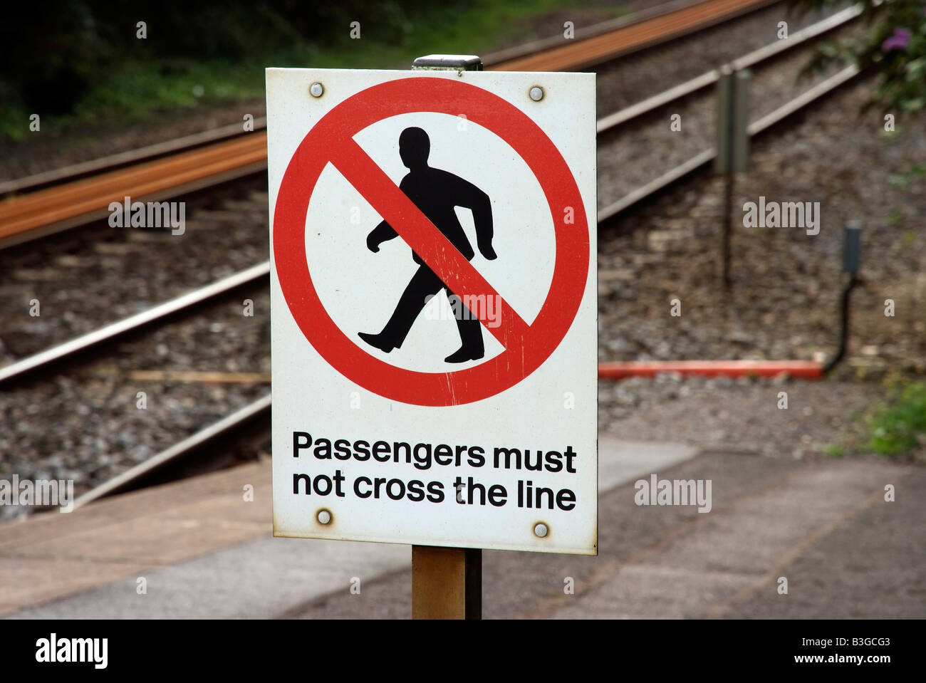 Warning rail passengers cross hi-res stock photography and images - Alamy