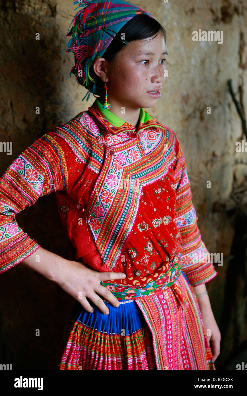 Flower Hmong girl, Ha Giang Province, Vietnam Stock Photo - Alamy