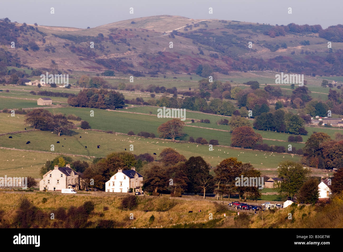 Longstone edge in the peak district hi-res stock photography and images ...