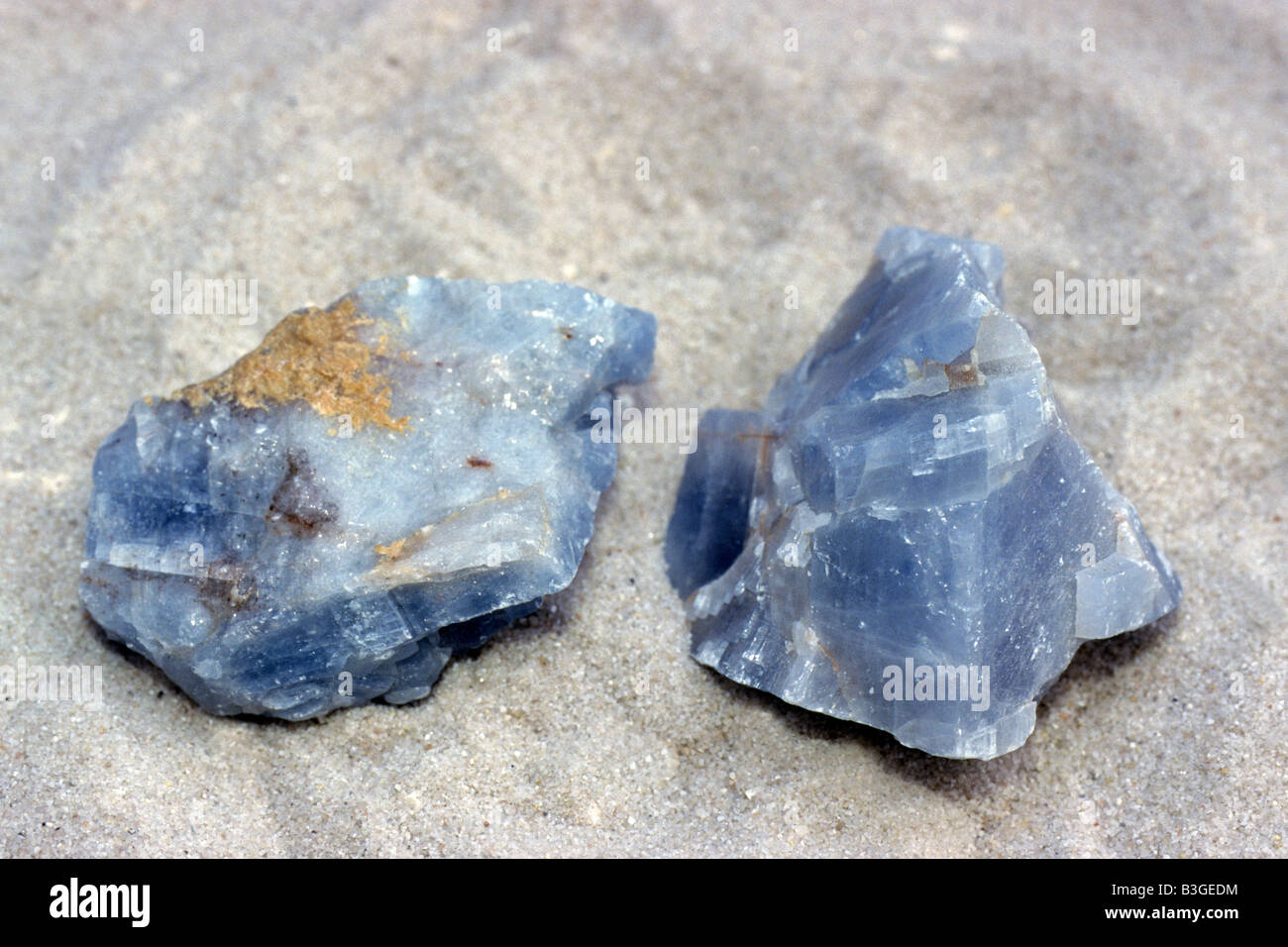 Sand calcite hi-res stock photography and images - Alamy