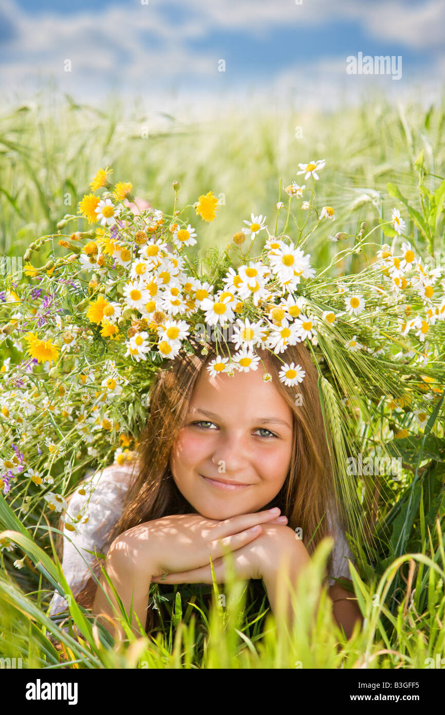 Wreath on head hi-res stock photography and images - Alamy