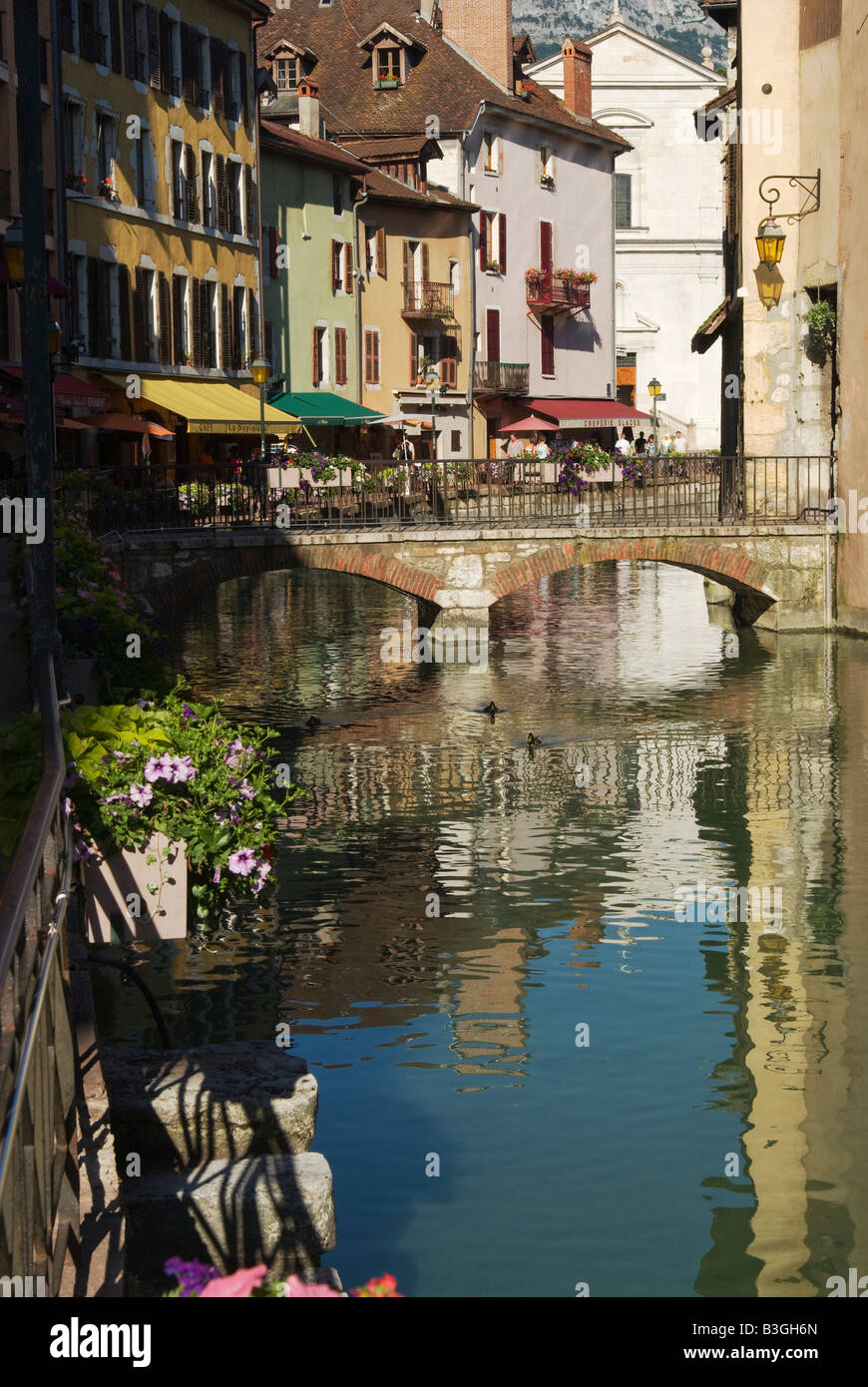Bridge and canal Annecy Stock Photo - Alamy