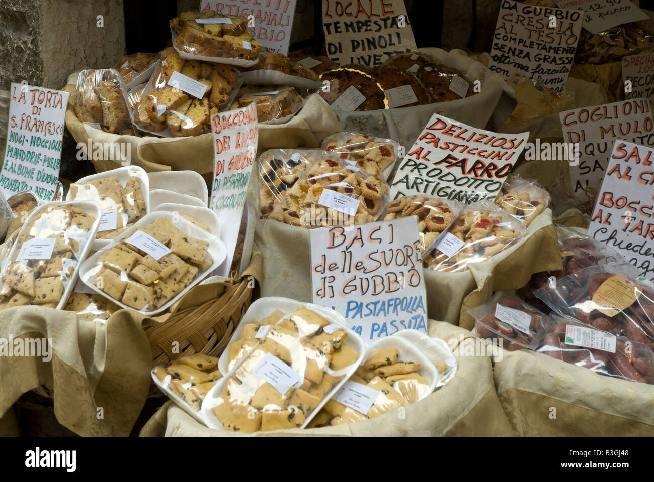 Bag sign display hi-res stock photography and images - Alamy