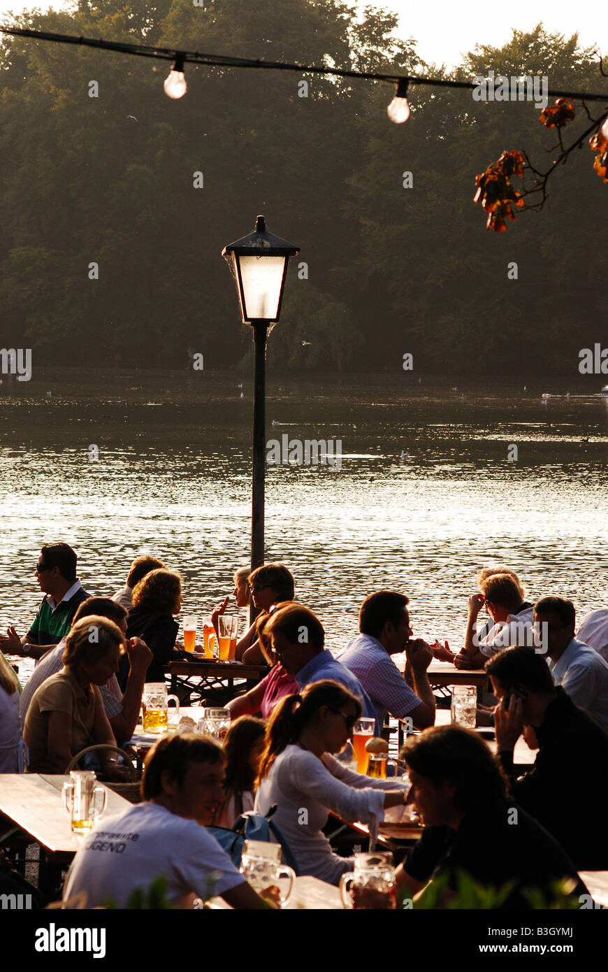 Europe, Germany, bavaria, bayern, Munich, Biergarten, beer, garden ...