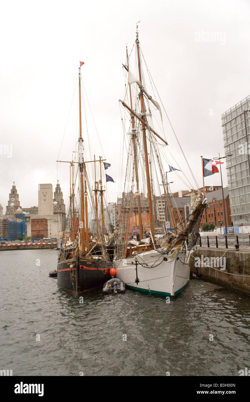 Leader and Etoile sailing ships at the Tall Ships race in Liverpool ...