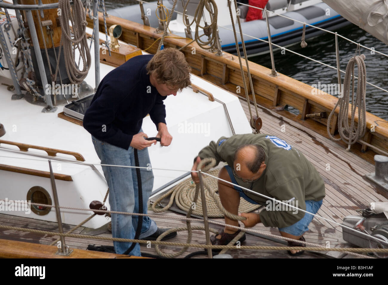 Ships tie hi-res stock photography and images - Alamy