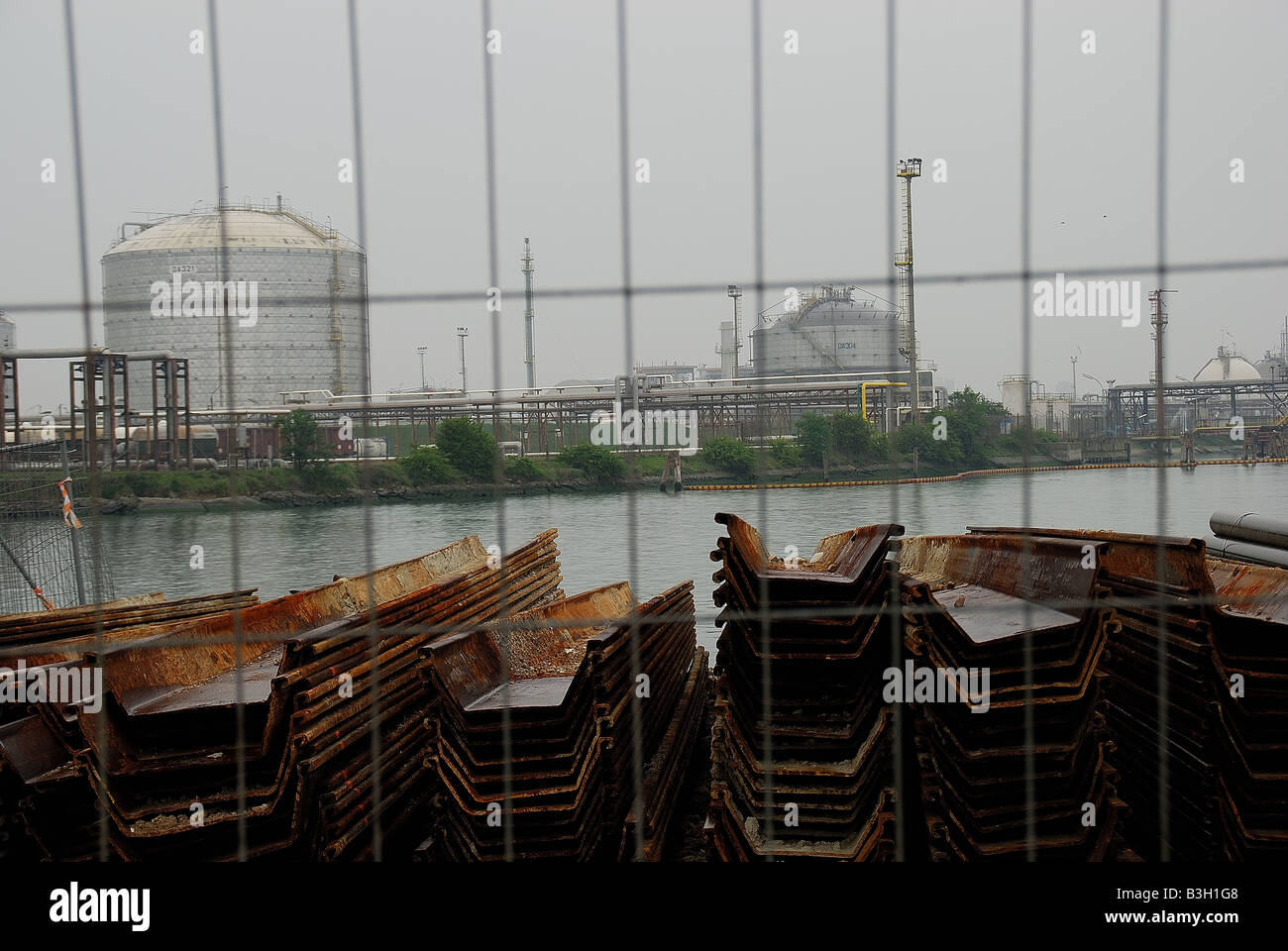 Marghera shipyard hi-res stock photography and images - Alamy