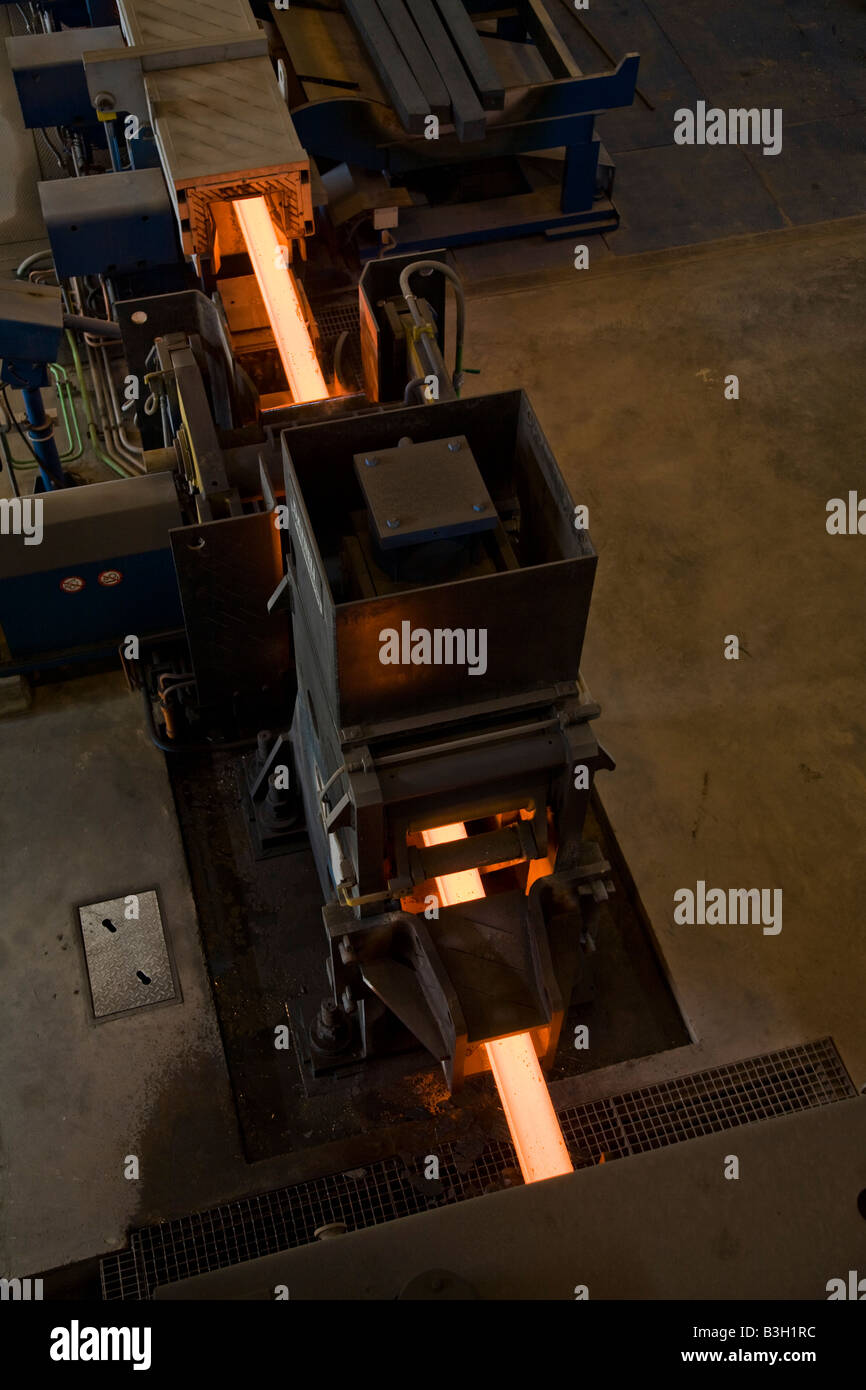 Molten steel rods hi-res stock photography and images - Alamy