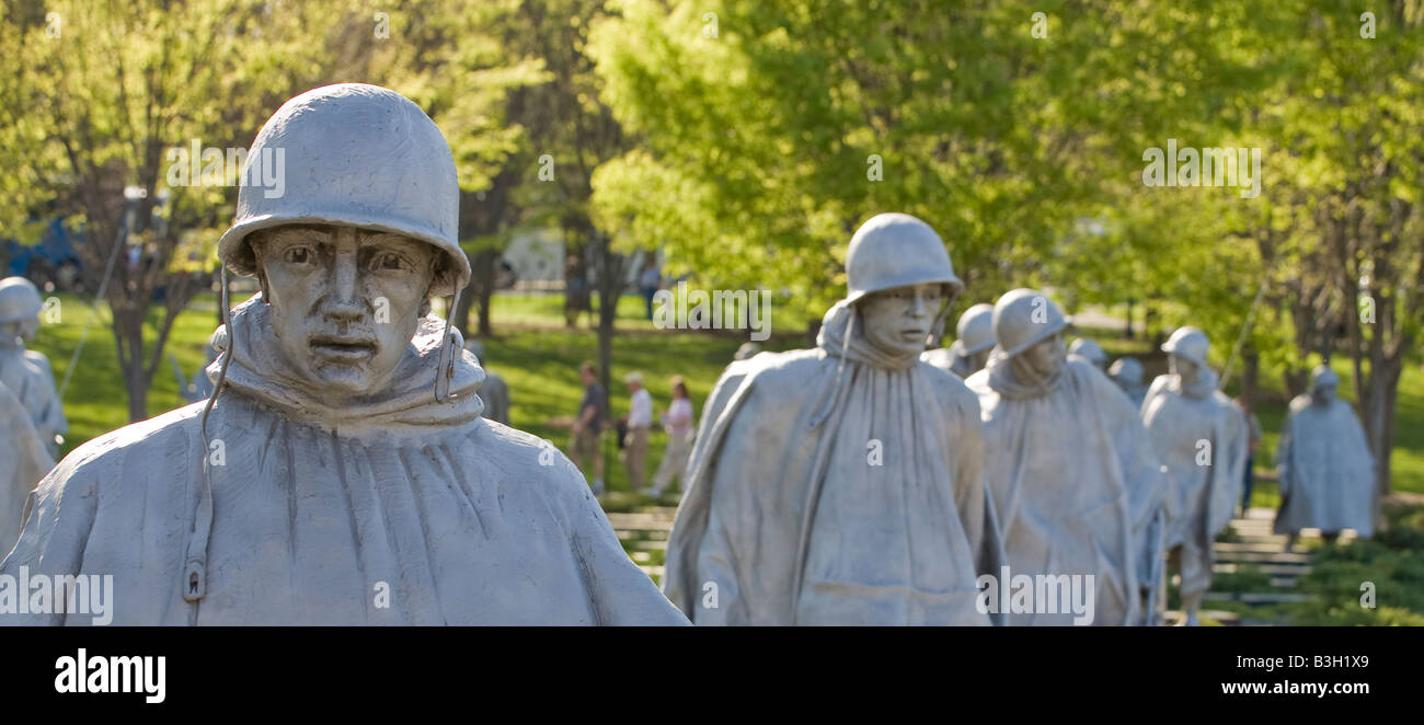 Long Line Marching: A row of soldiers marching to war Part of the ...