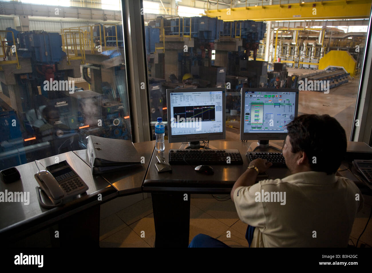 Control booth hi-res stock photography and images - Alamy