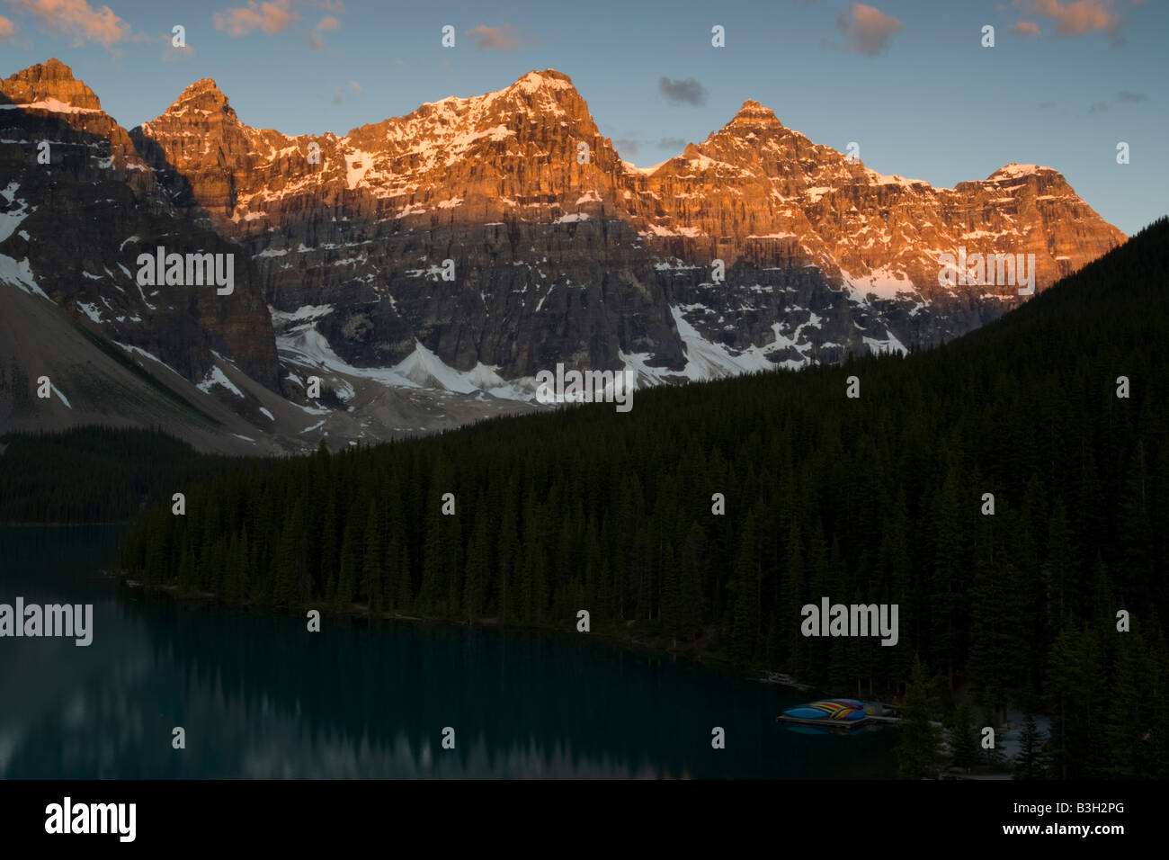 Morraine lake valley ten peaks hi-res stock photography and images - Alamy