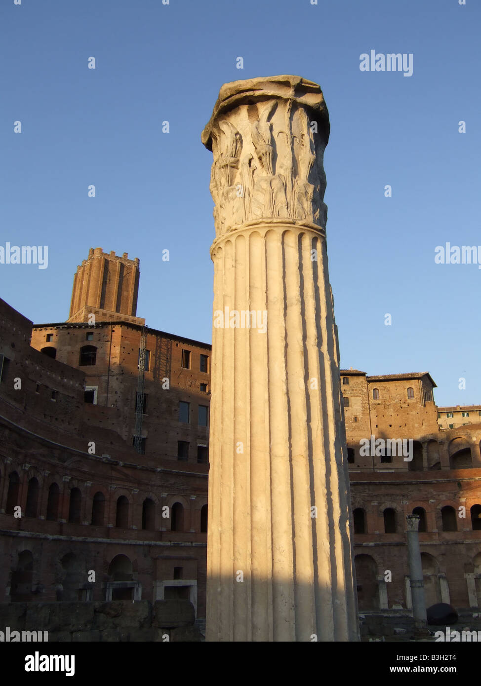 one high column by theTrajan Forum Rome Stock Photo - Alamy