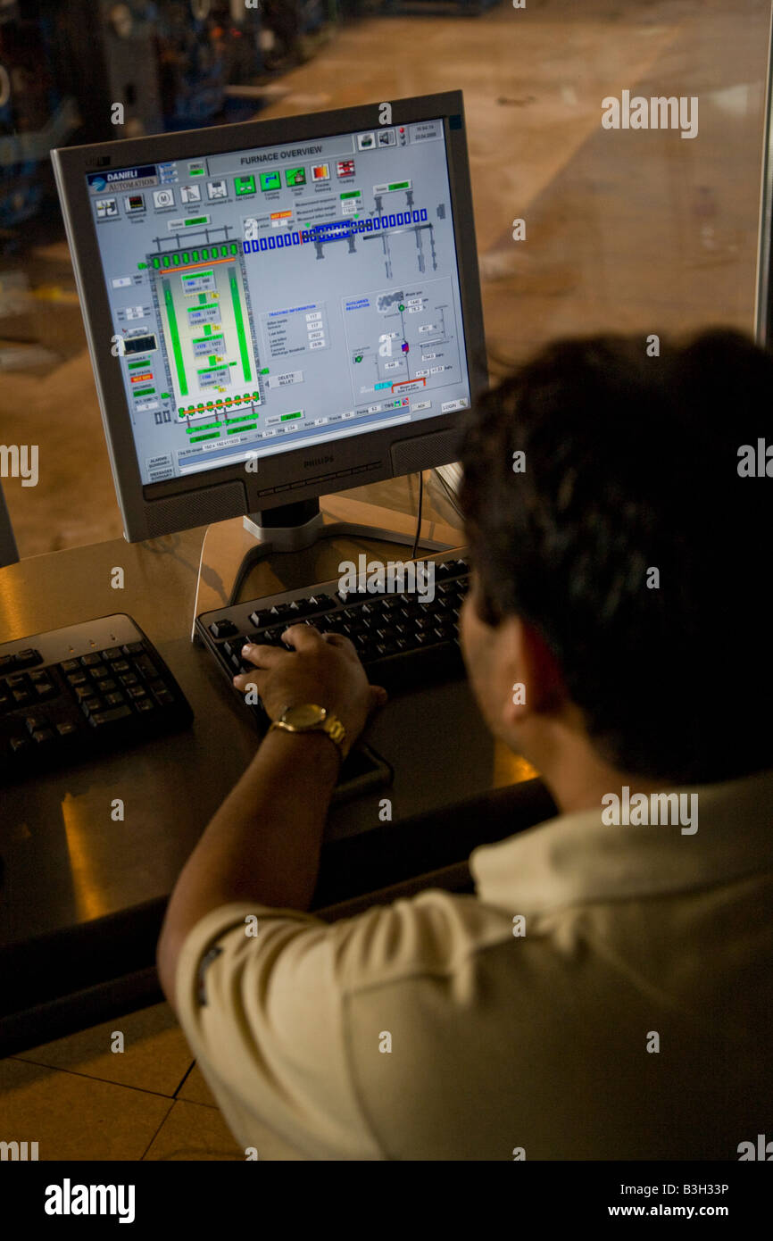 Control booth hi-res stock photography and images - Alamy