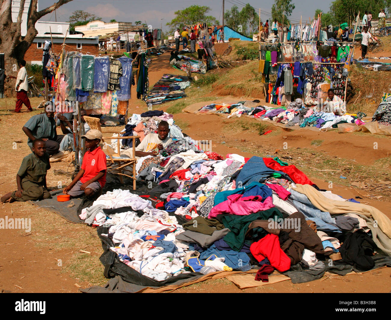 Second Hand Clothes Africa High Resolution Stock Photography and Images ...