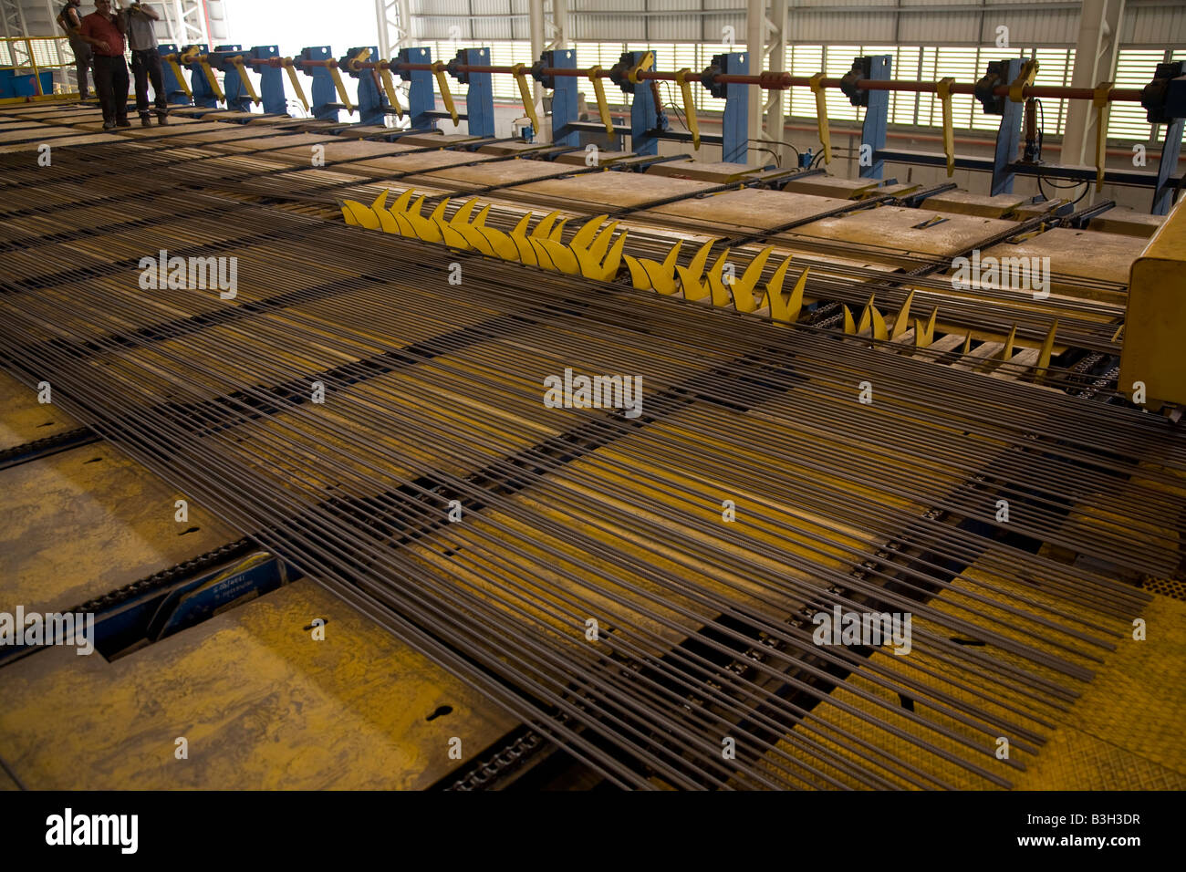 Rebar production hi-res stock photography and images - Alamy