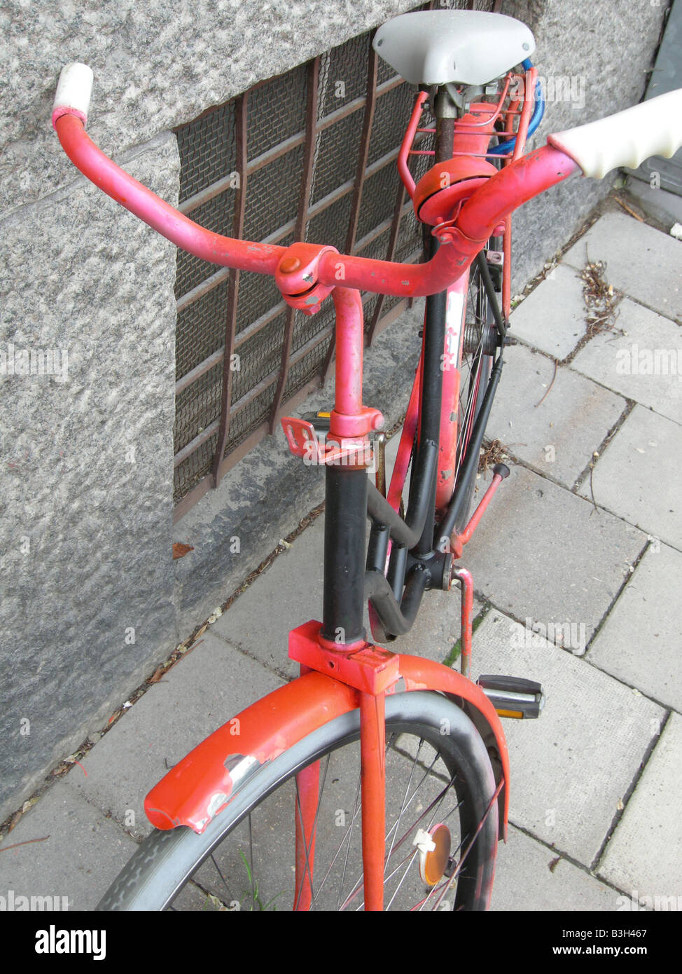 A red bike Stock Photo - Alamy