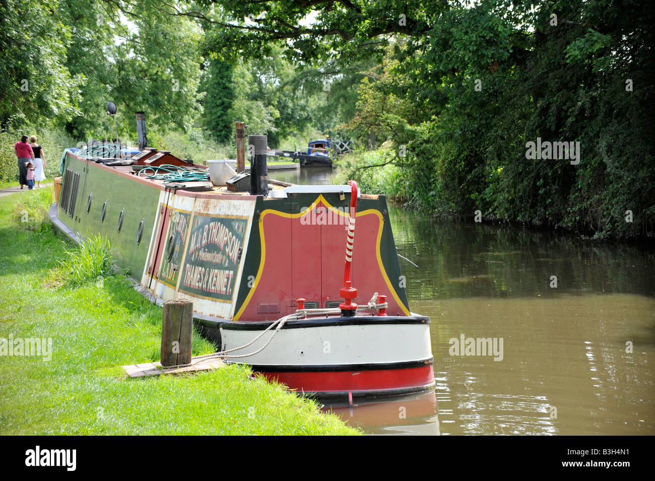 stratford upon avon canal lapworth flight of locks warwickshire ...