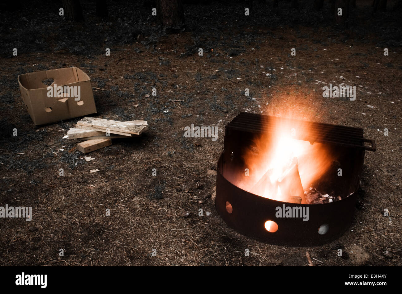 Shooting fire firewood hi-res stock photography and images - Alamy
