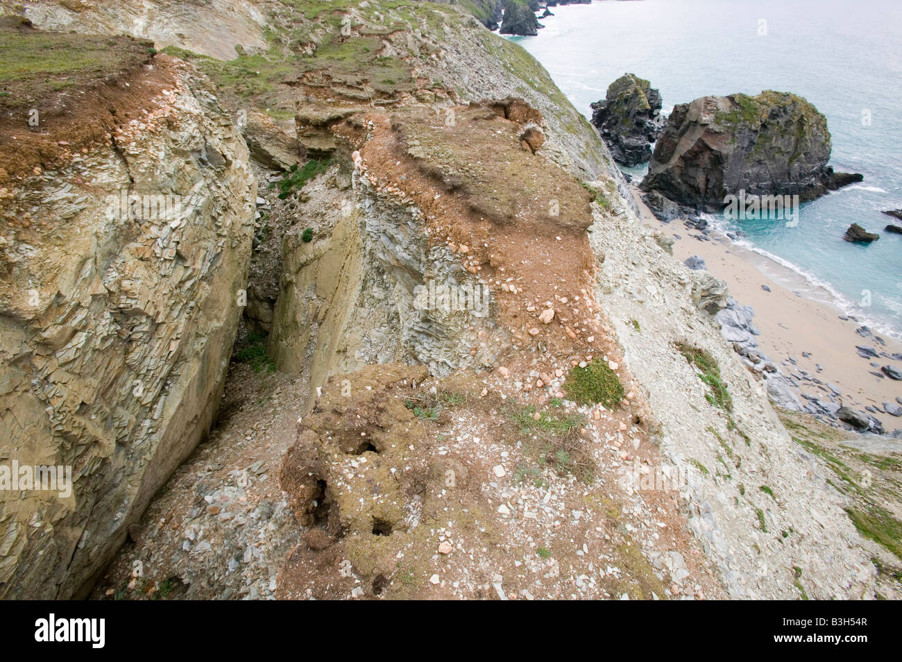Collapsing steps hi-res stock photography and images - Alamy