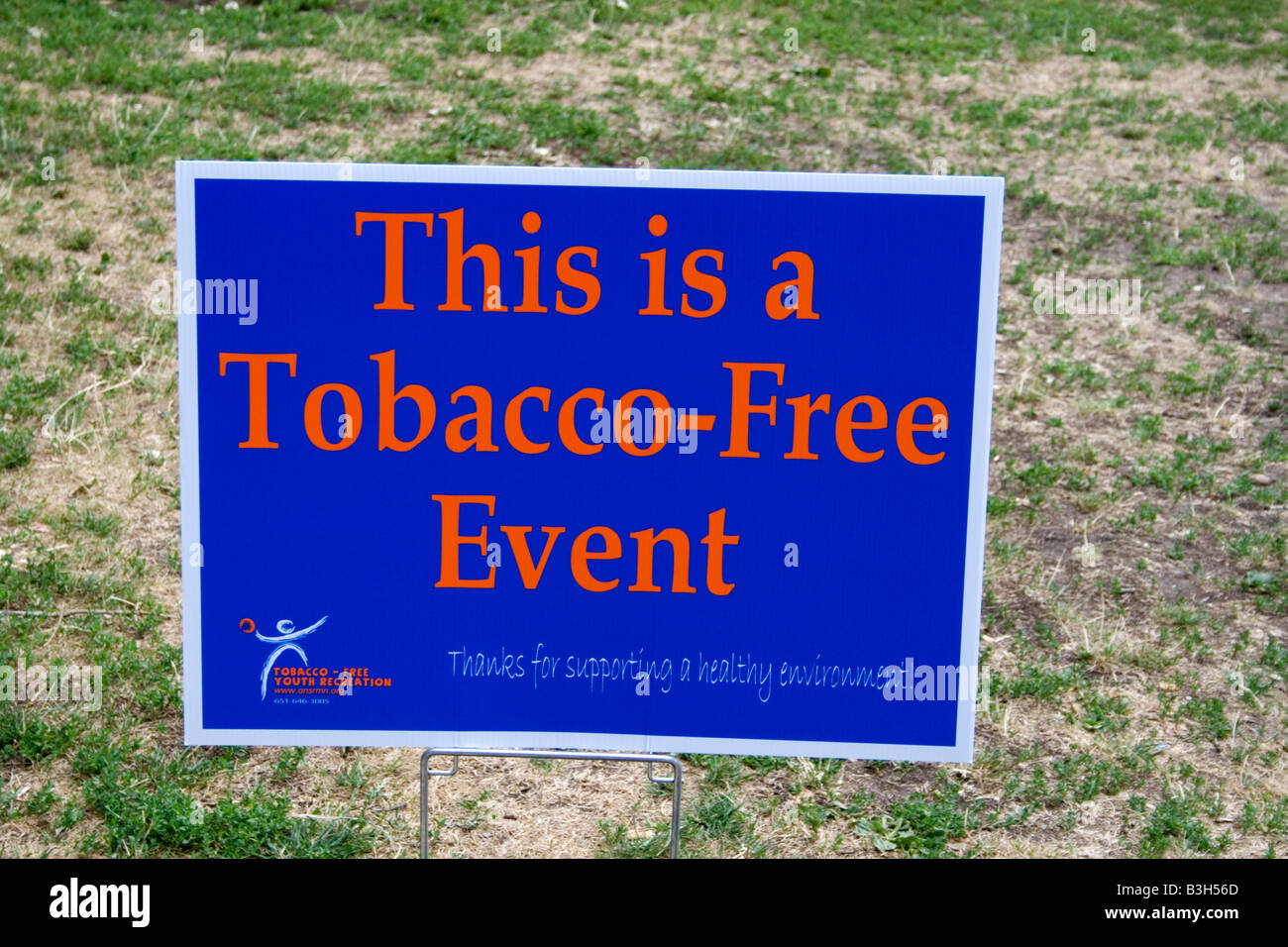 No smoking sign. Dragon Festival Lake Phalen Park St Paul Minnesota USA ...