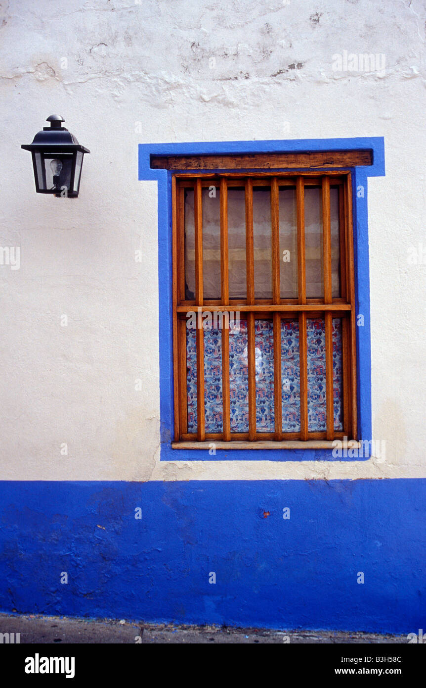 Venezuela building windows hi-res stock photography and images - Alamy