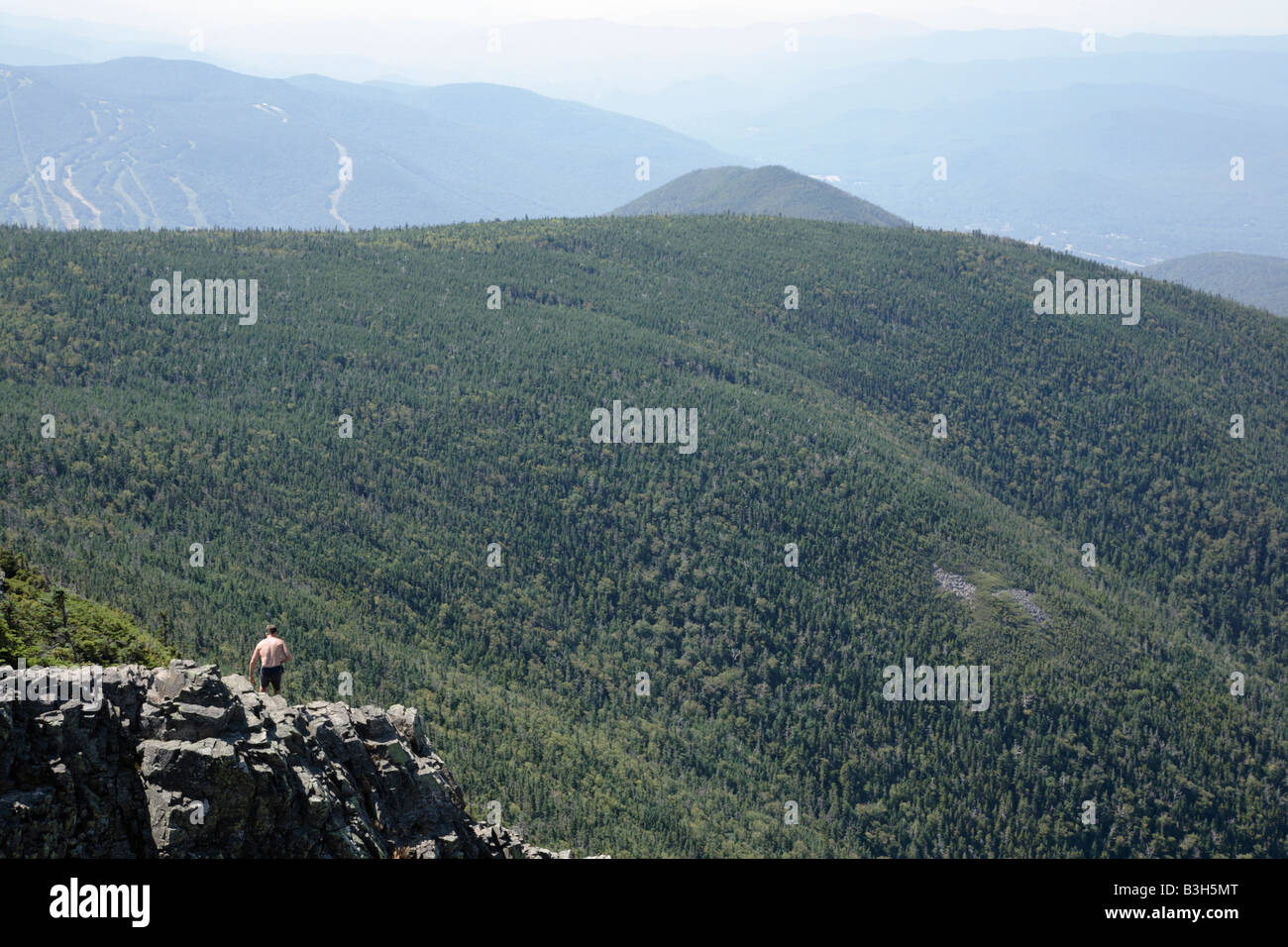 Mount Flume during the summer months Located in the White Mountains New ...