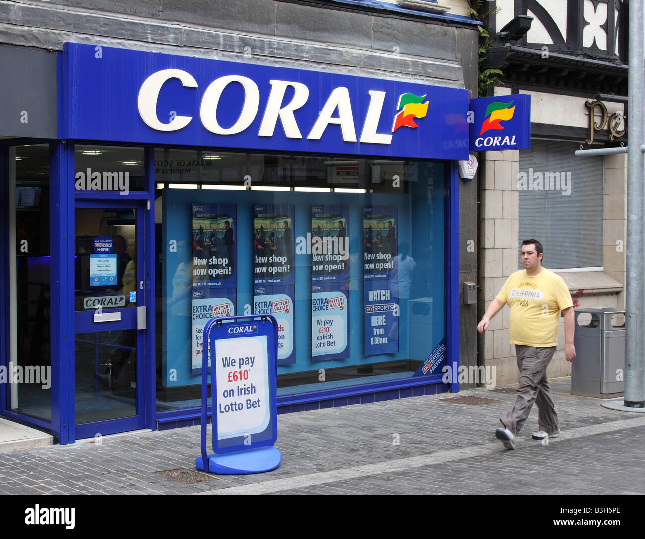 Coral bookmakers in Grimsby, England, U.K Stock Photo - Alamy