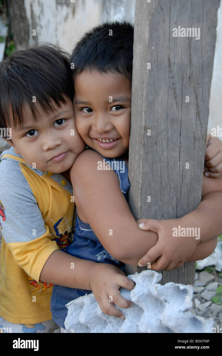 happy muslim children at the charity sponsored islamic school in slum ...