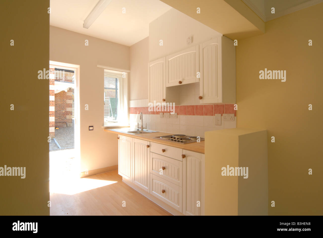 new build kitchen Stock Photo - Alamy
