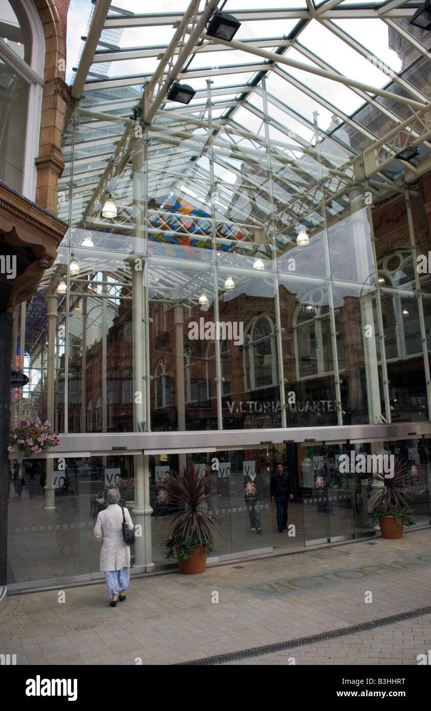 Entrance to the Victoria Quarter, Leeds Stock Photo - Alamy