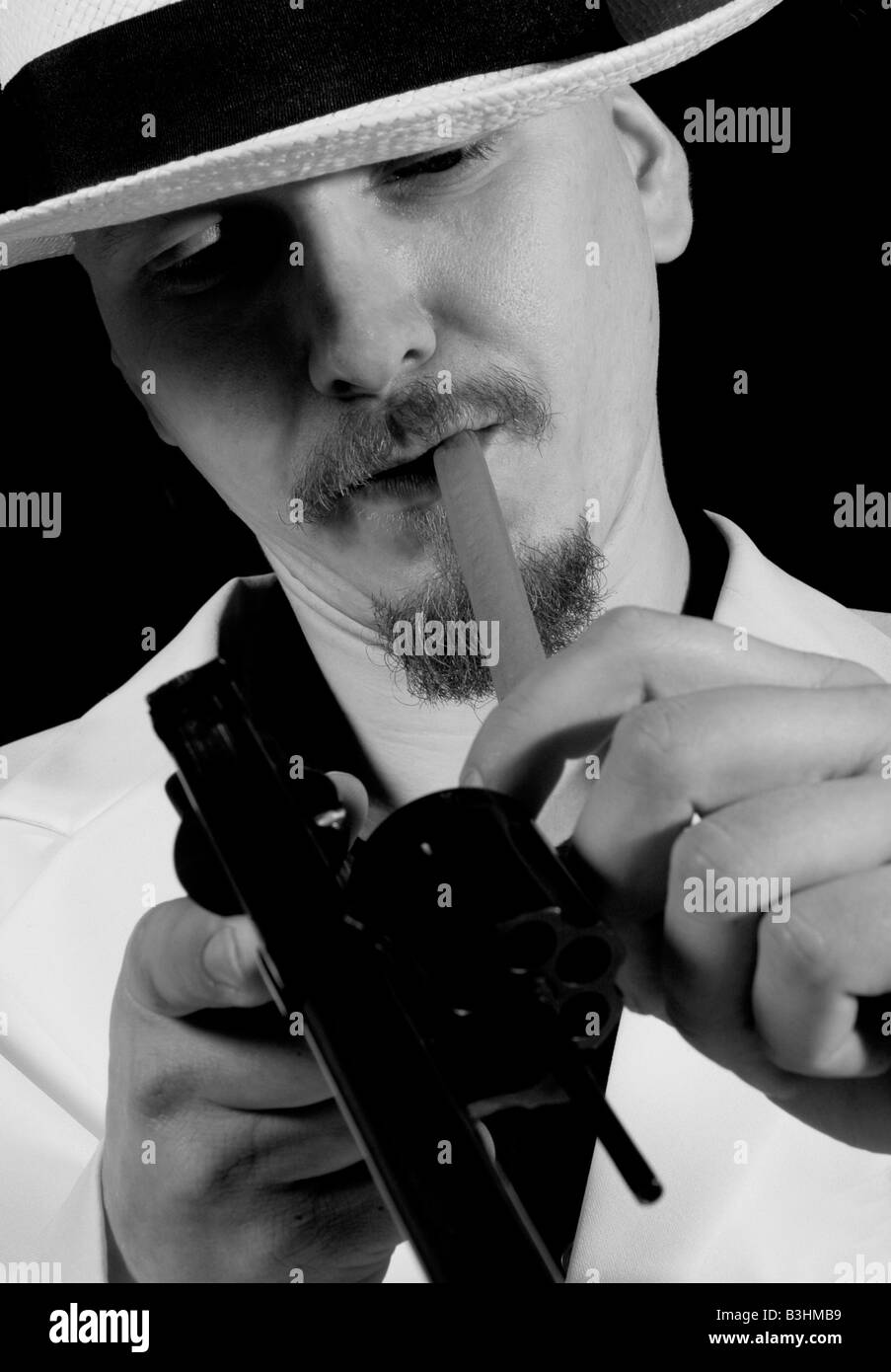 man loading his gun Stock Photo - Alamy