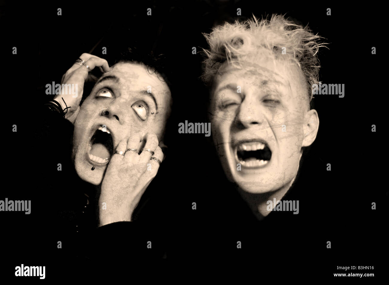 Two goths hi-res stock photography and images - Alamy