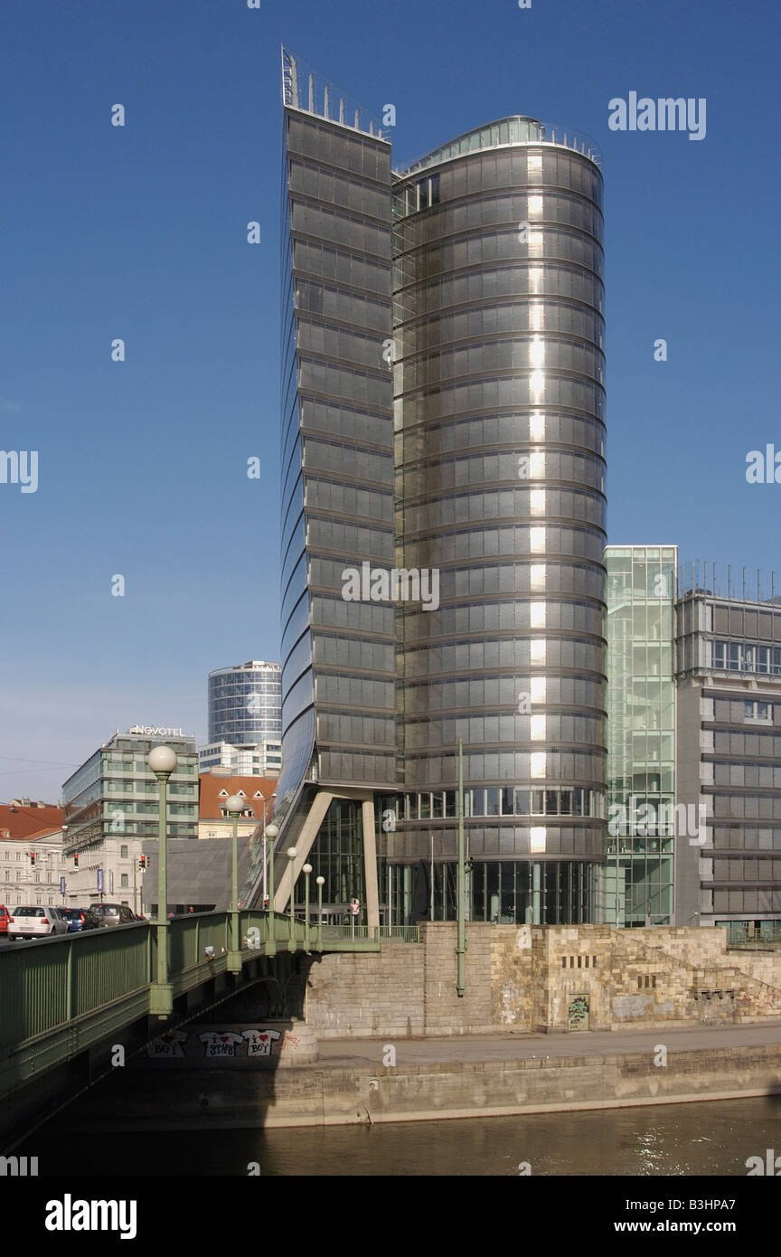 Building uniqa insurance vienna austria High Resolution Stock ...