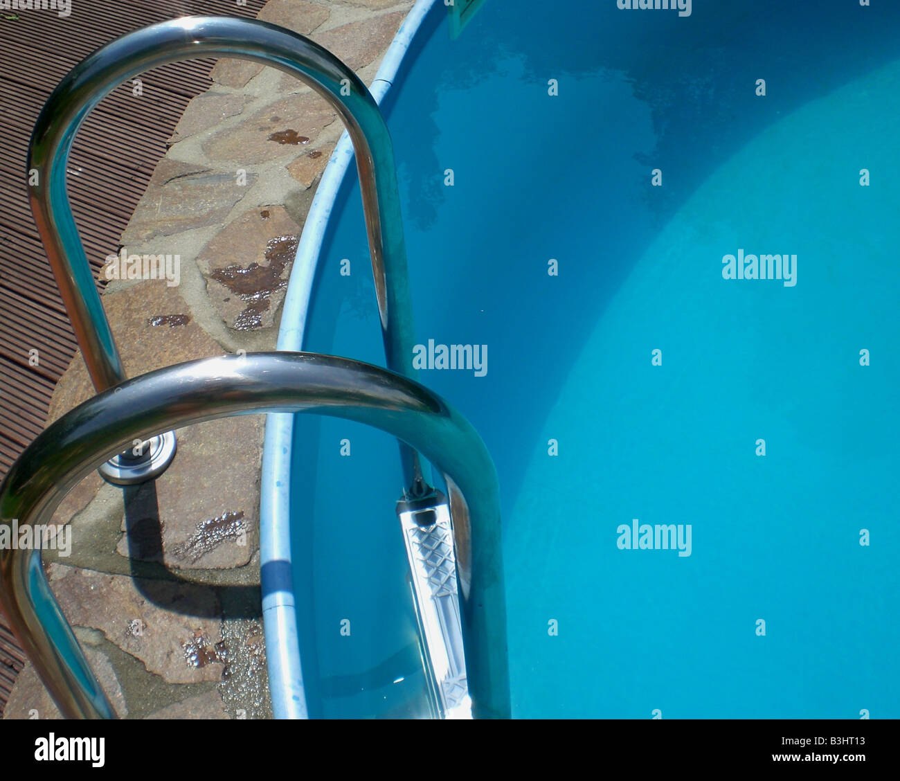 Recovery ladders hi-res stock photography and images - Alamy