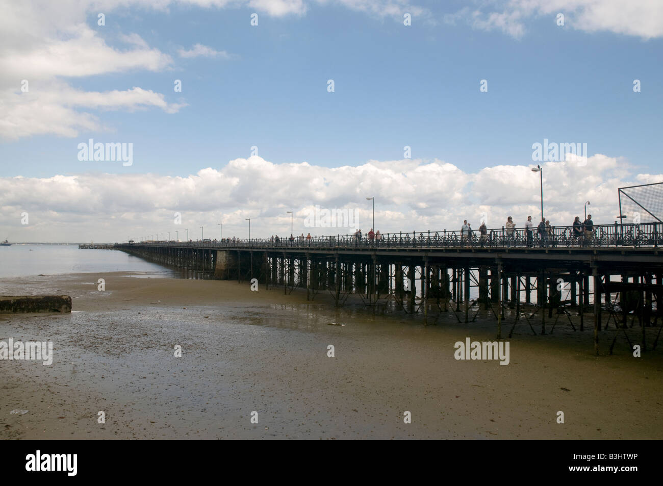 Ryde pier from the seafront Stock Photo - Alamy