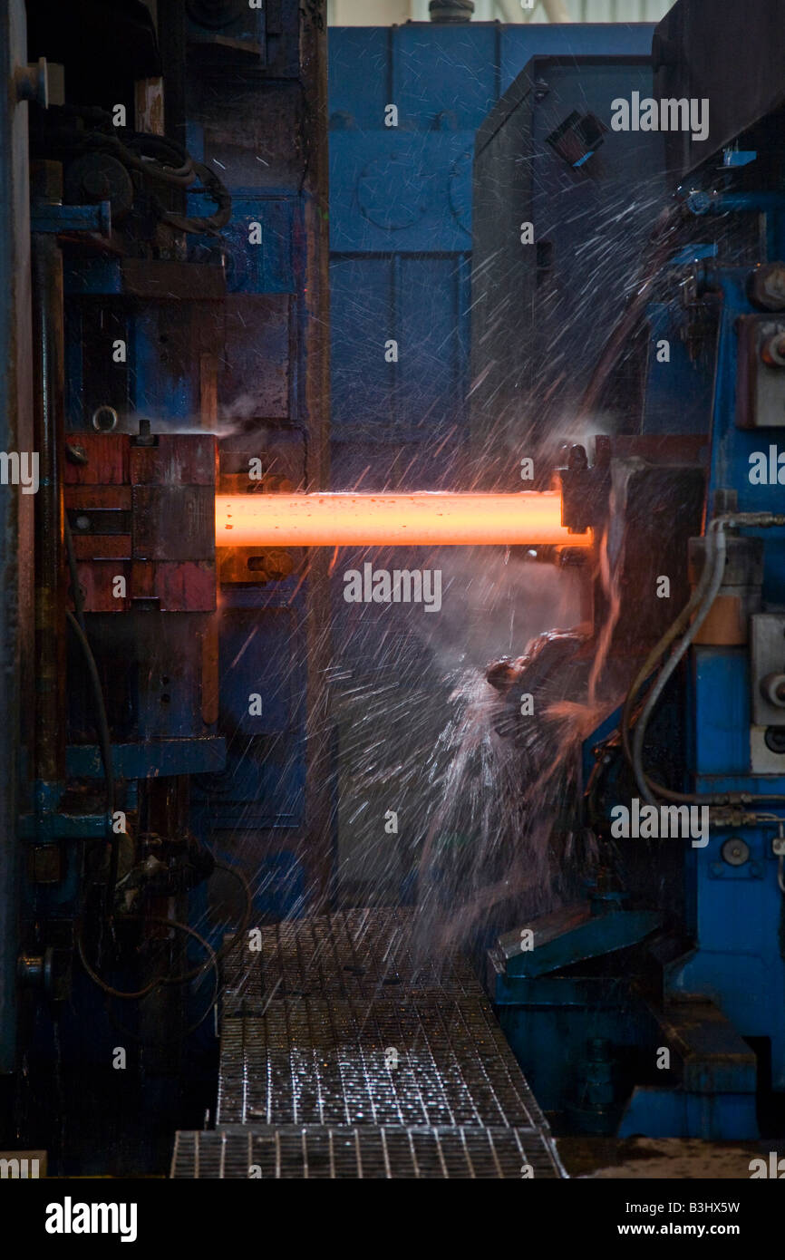 Molten steel rods hi-res stock photography and images - Alamy